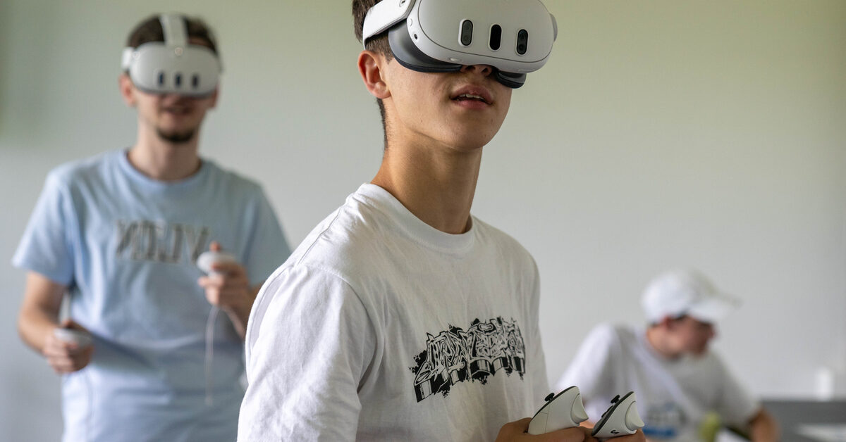 Berufsschulklasse besucht Spatial Computing Lab – EB Zürich